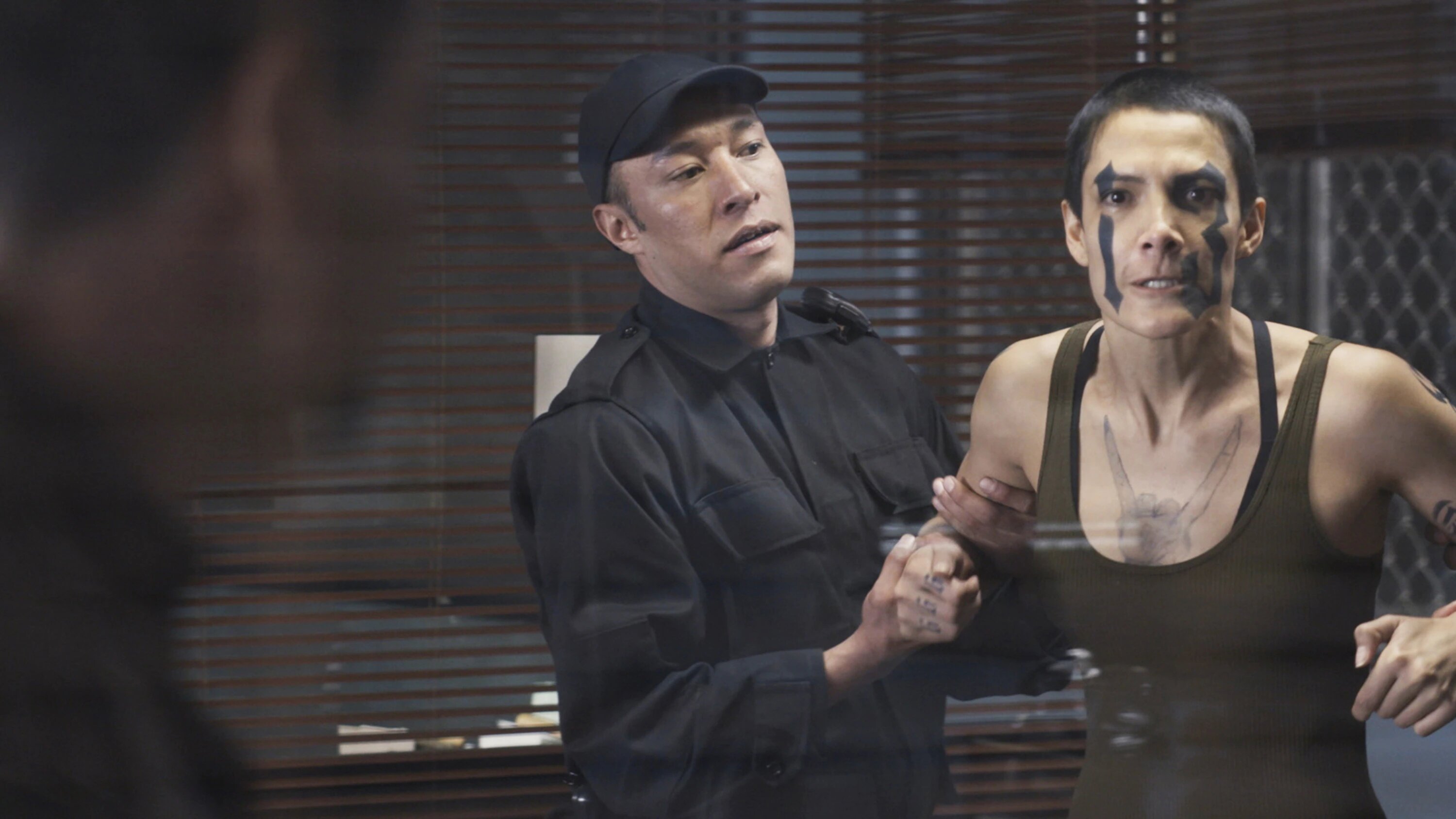 Sacan a La Puma del reclusorio - Enemigo Íntimo 1x21 | TVmaze