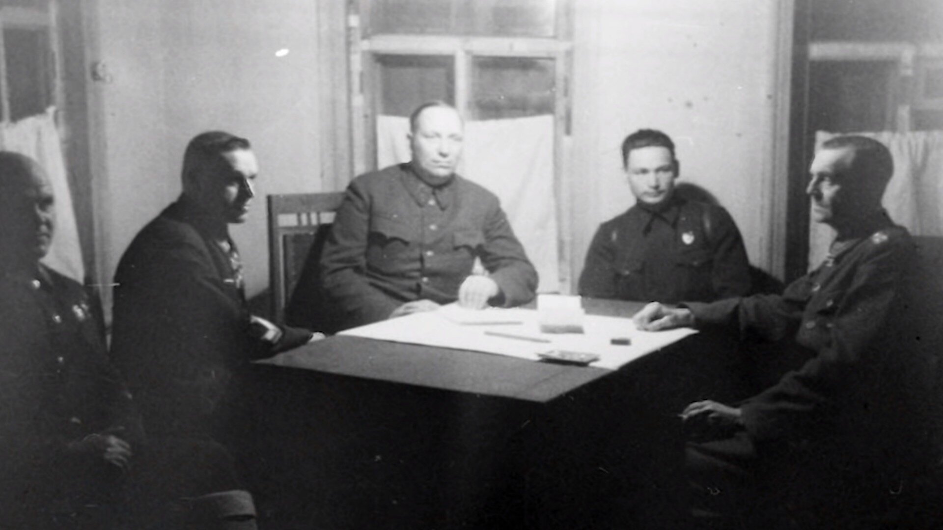 30 January 1943 - World War Two: Week by Week 4x24 | TVmaze