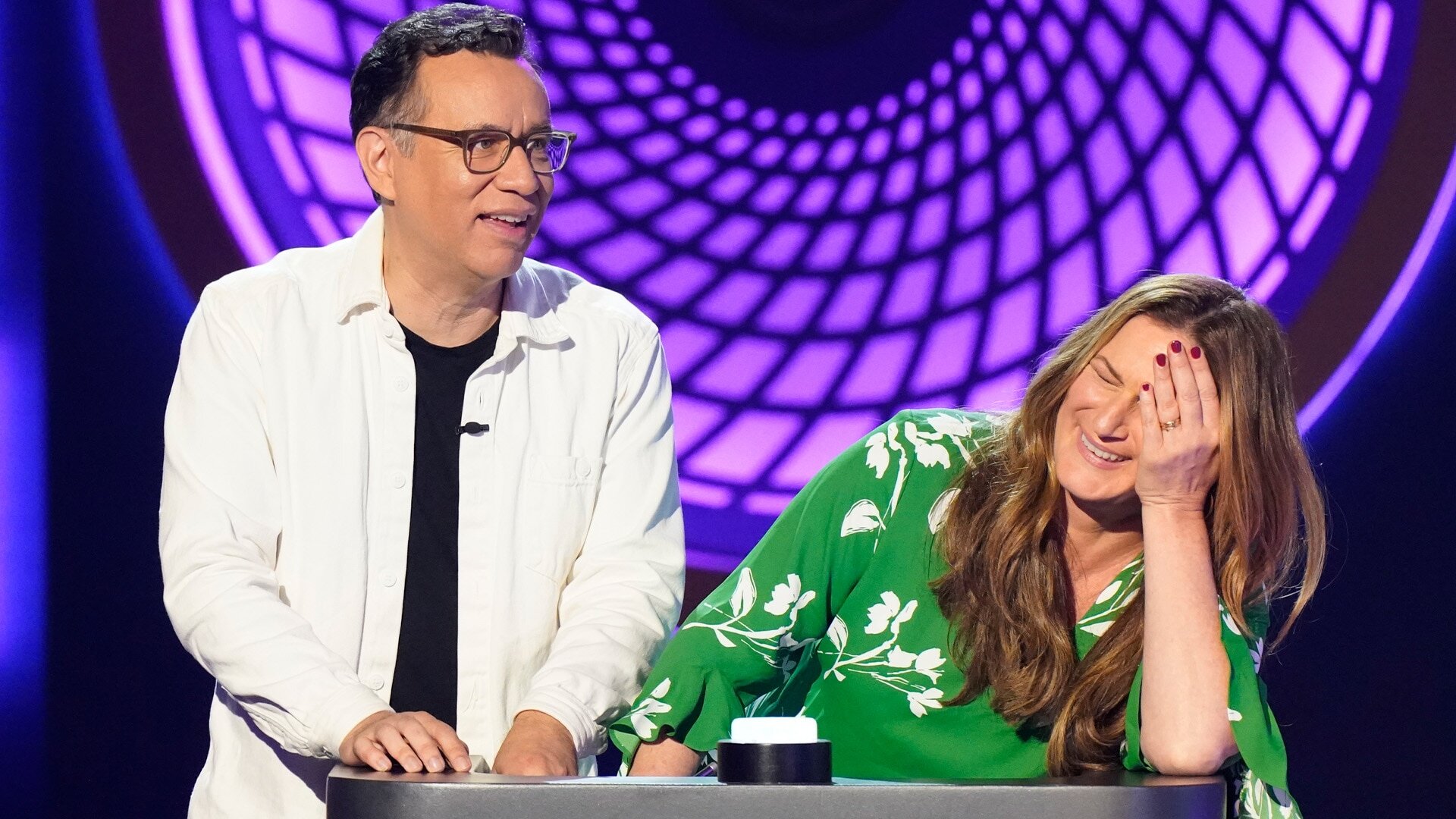 Holiday Edition: Fred Armisen & Ana Gasteyer vs. Rachel Dratch & Melissa Villaseñor - That's My ...