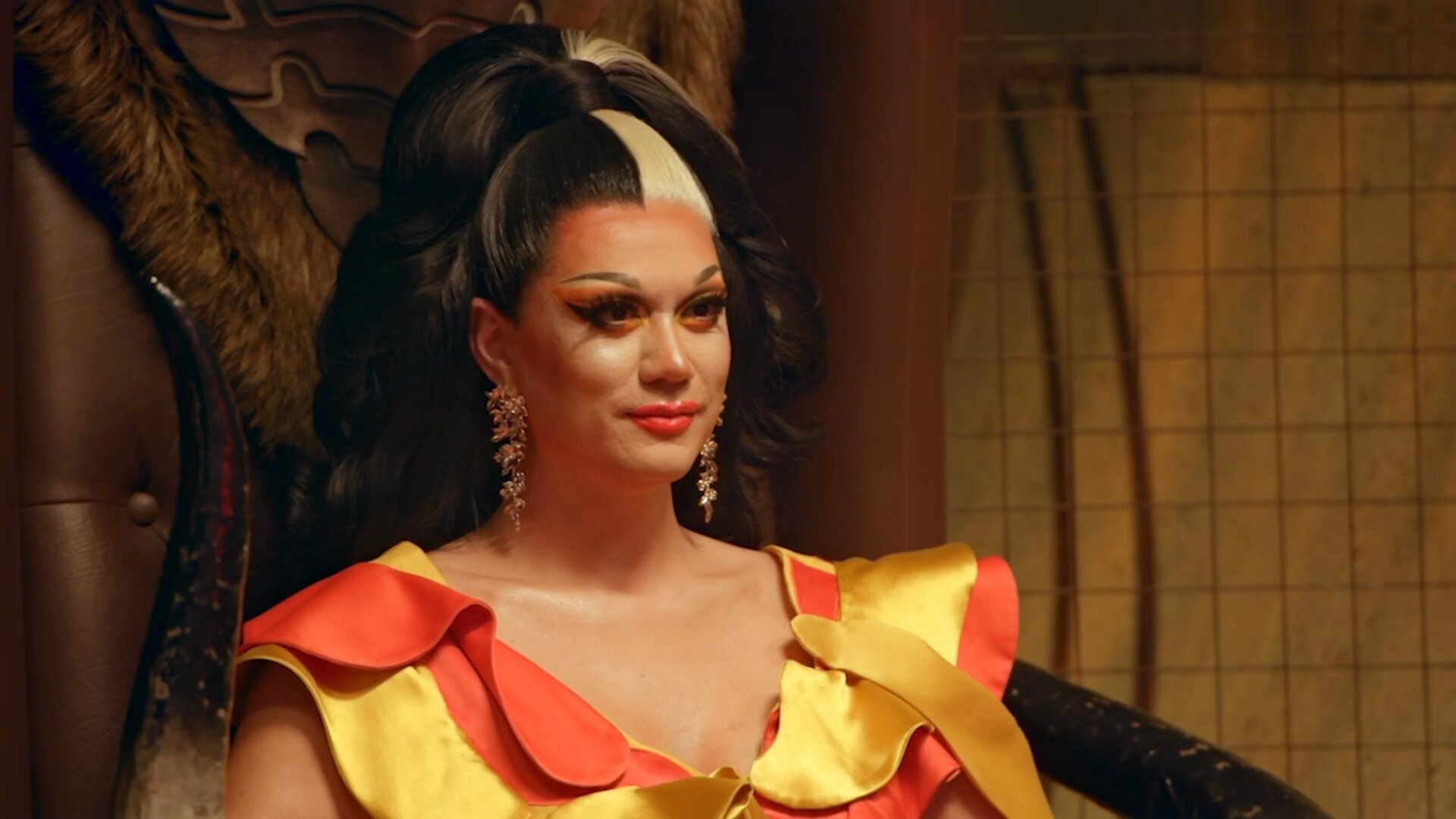 Round 1: Drag Raid - Drag Den 1x01 | TVmaze