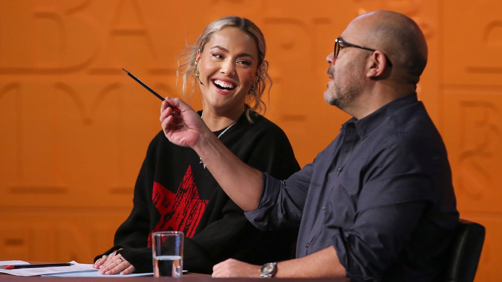 Julie Bergan og Elle Márjá Eira Image #1234151 | TVmaze