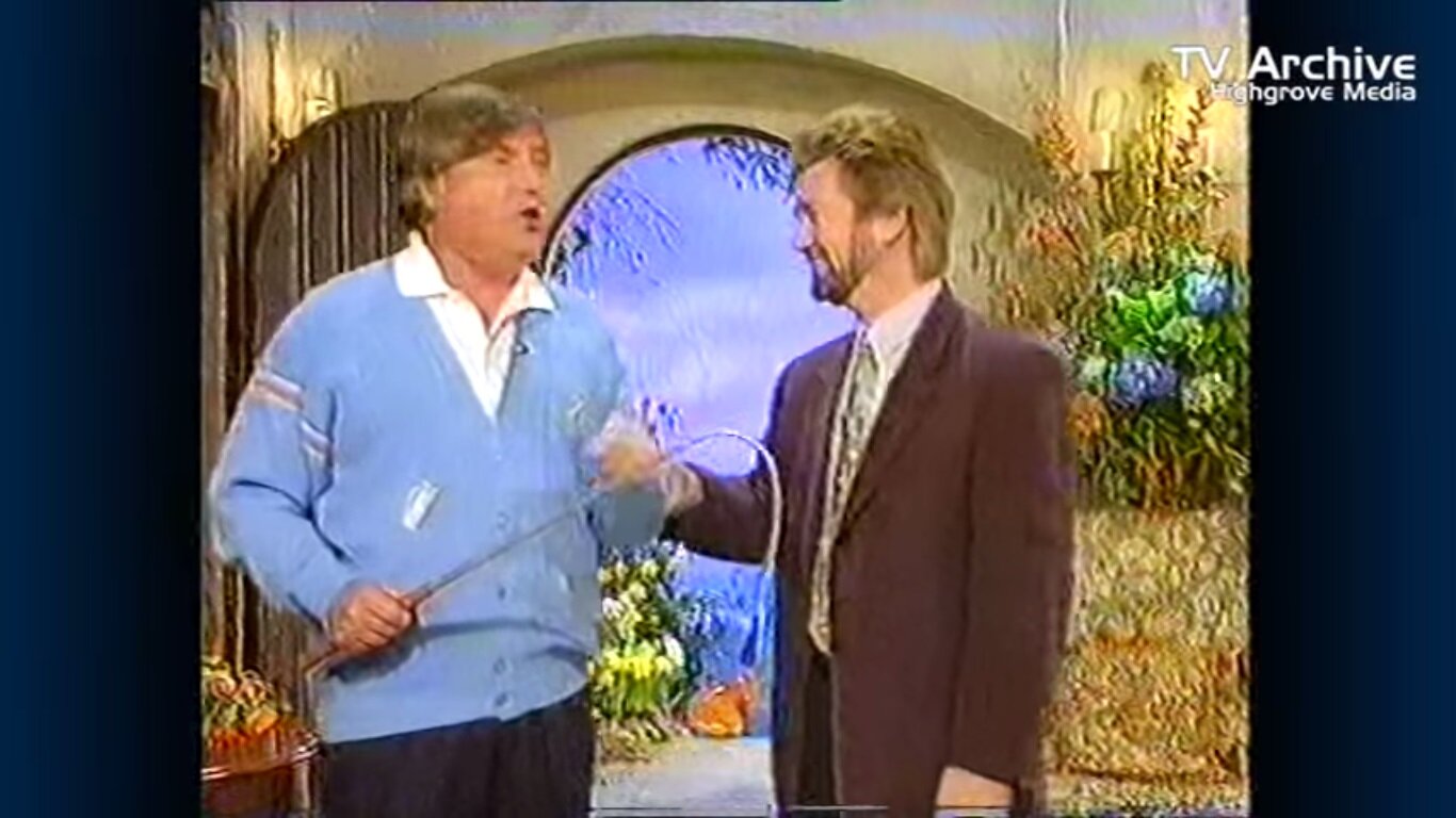 Episode 16 - Noel's House Party 1x16 | TVmaze